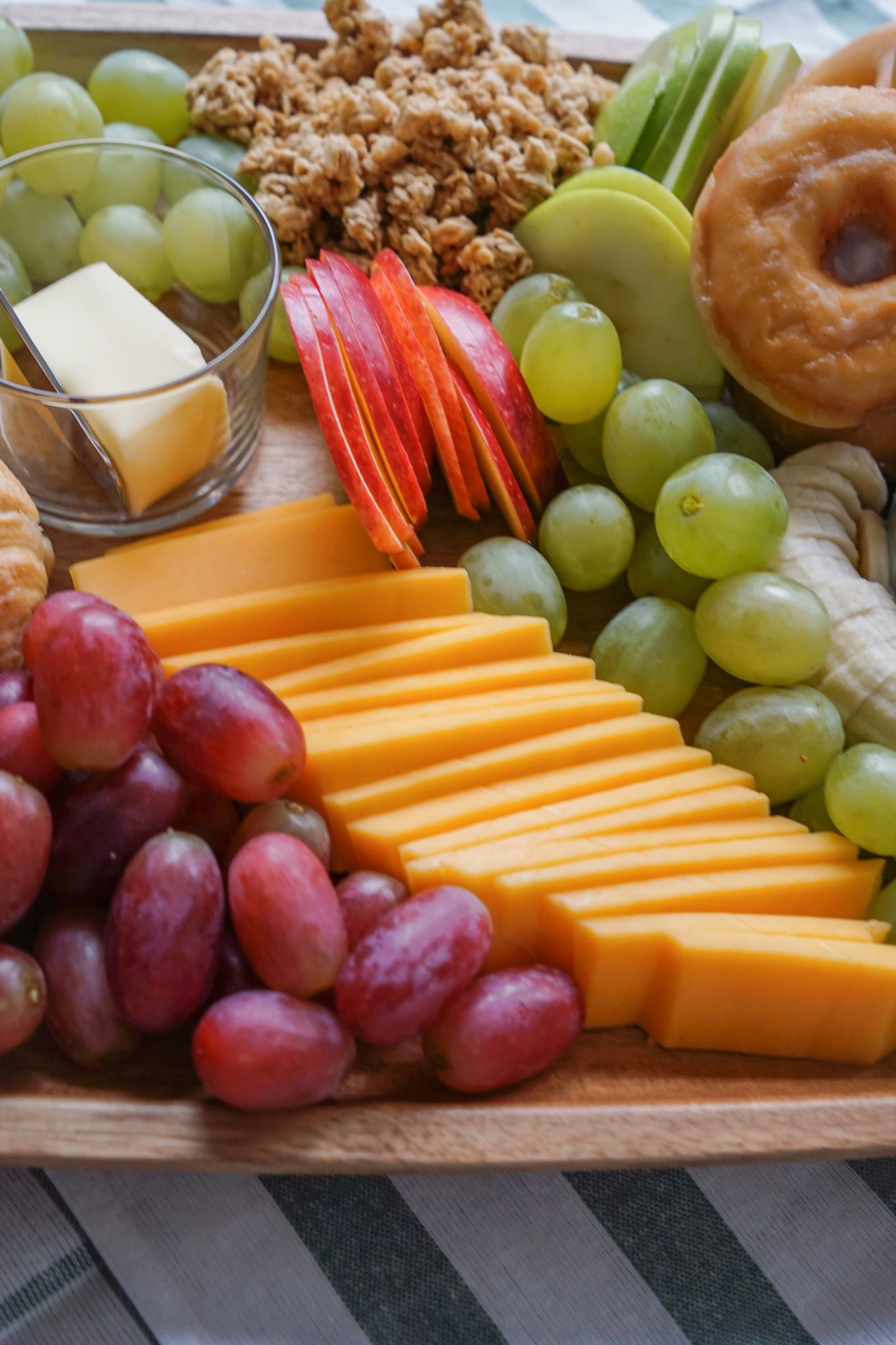 7 Minute Brunch Cheese Board - Lovely Lucky Life